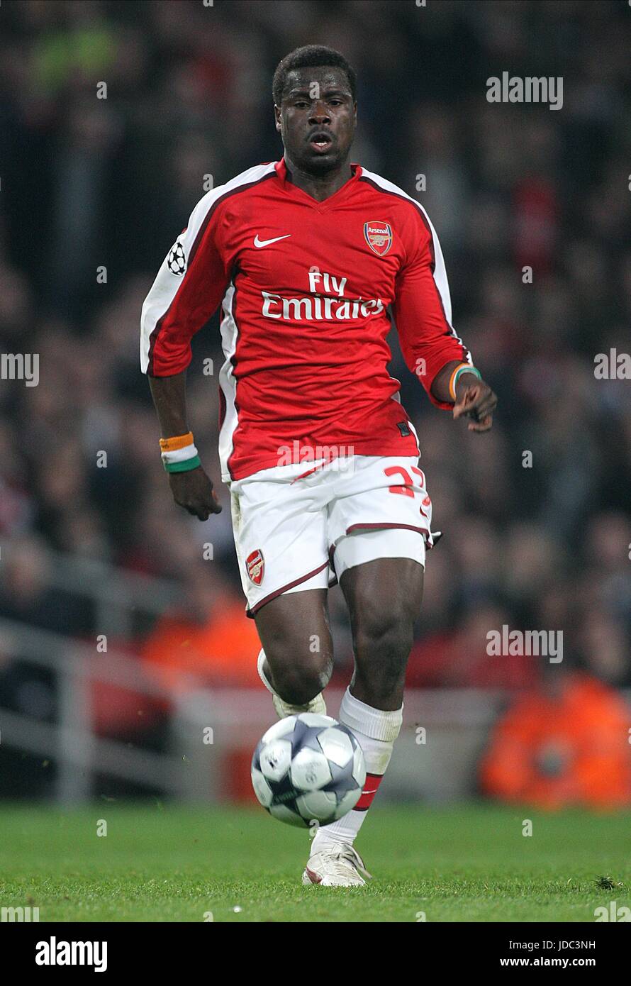 EMMANUEL EBOUE ARSENAL FC EMIRATES STADIUM LONDON ENGLAND 24 February ...