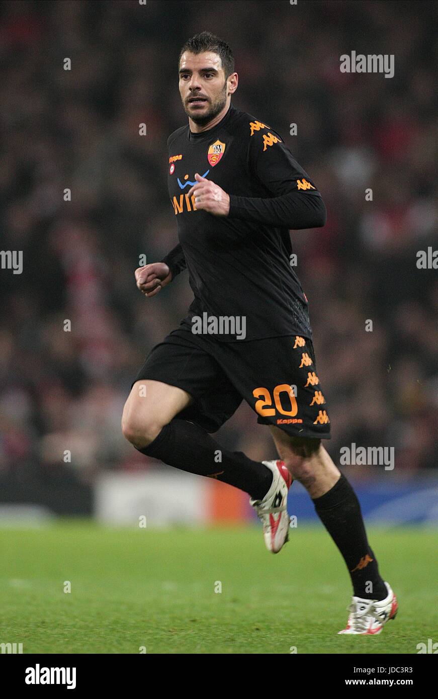 SIMONE PERROTTA AS ROMA EMIRATES STADIUM LONDON ENGLAND 24 February ...
