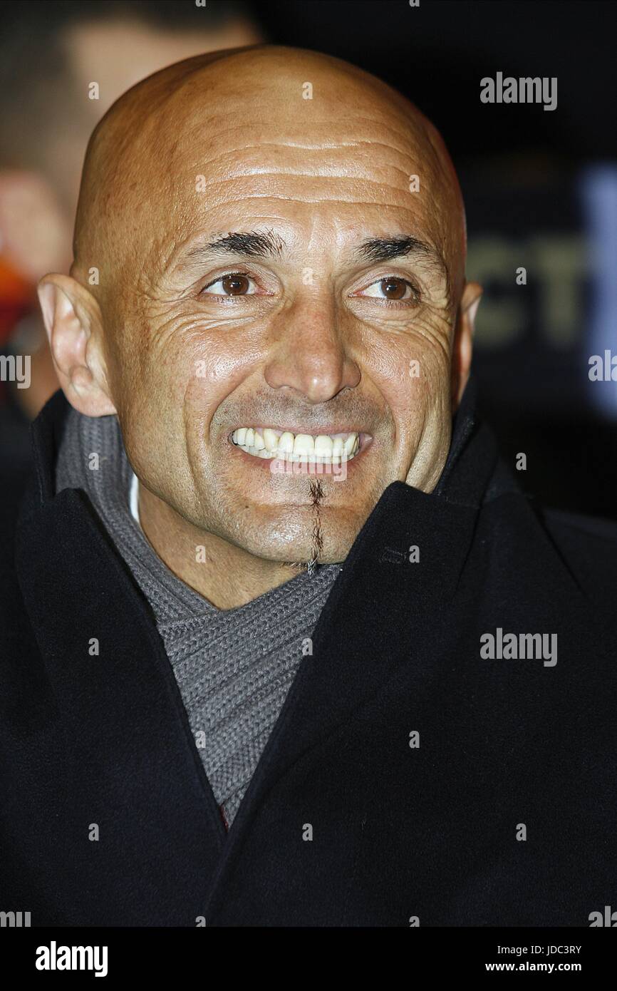 LUCIANO SPALLETTI AS ROMA COACH EMIRATES STADIUM LONDON ENGLAND 24 ...