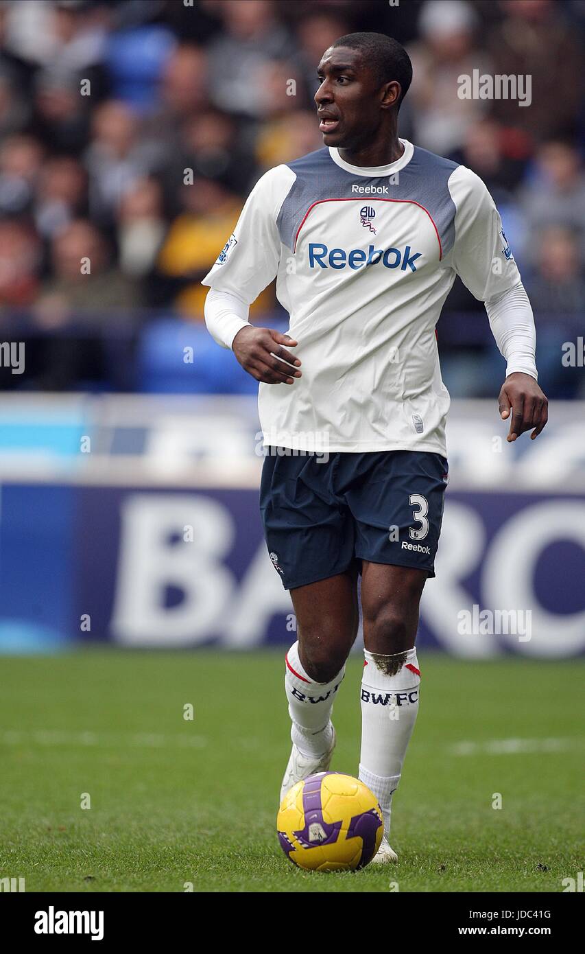 JLLOYD SAMUEL BOLTON WANDERERS FC REEBOK STADIUM BOLTON ENGLAND 21 ...