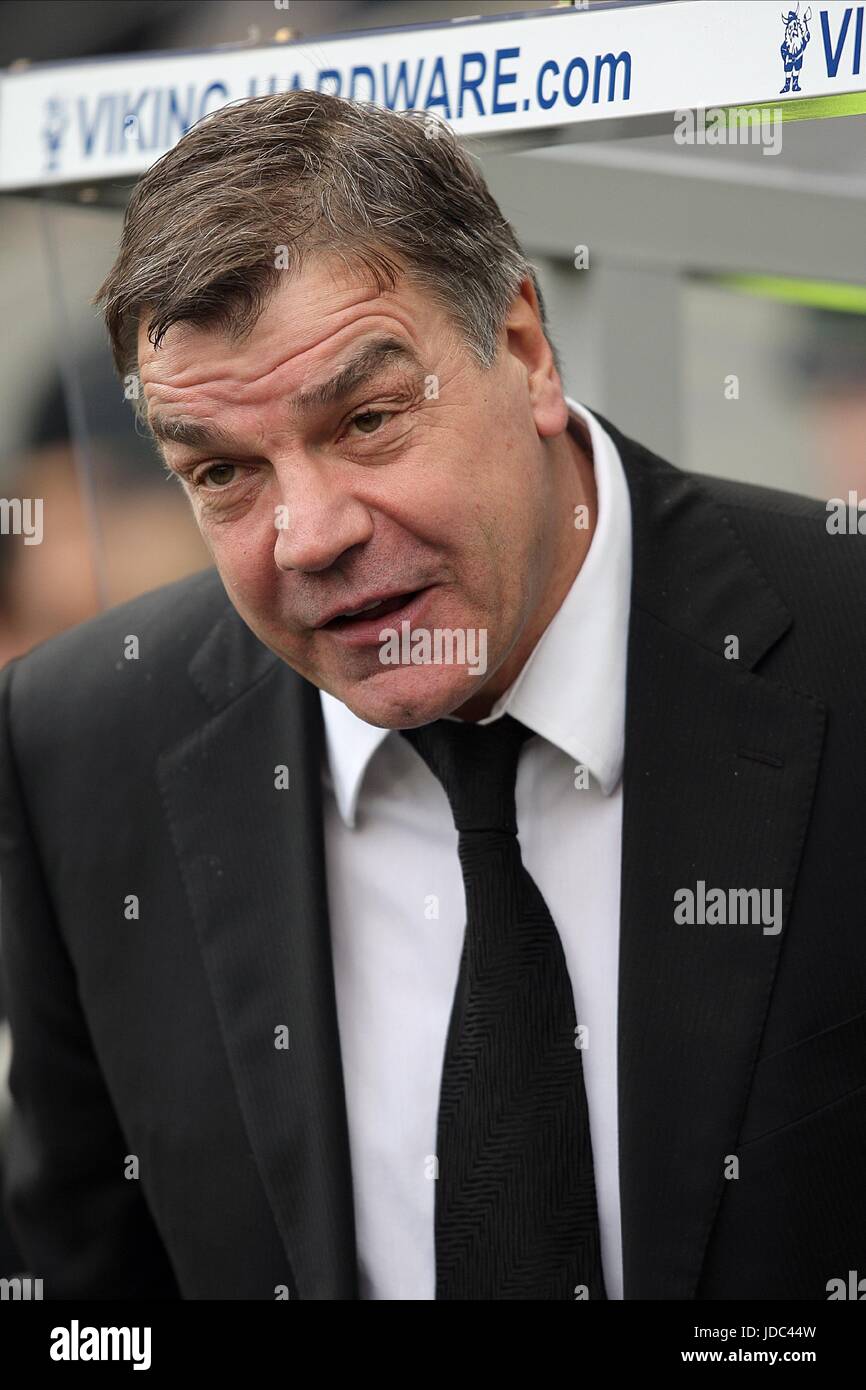 Sam blackburn hi-res stock photography and images - Alamy