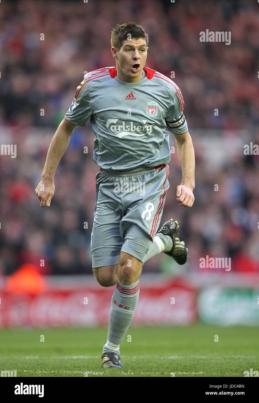 STEVEN GERRARD LIVERPOOL FC THE RIVERSIDE MIDDLESBROUGH ENGLAND 28 ...