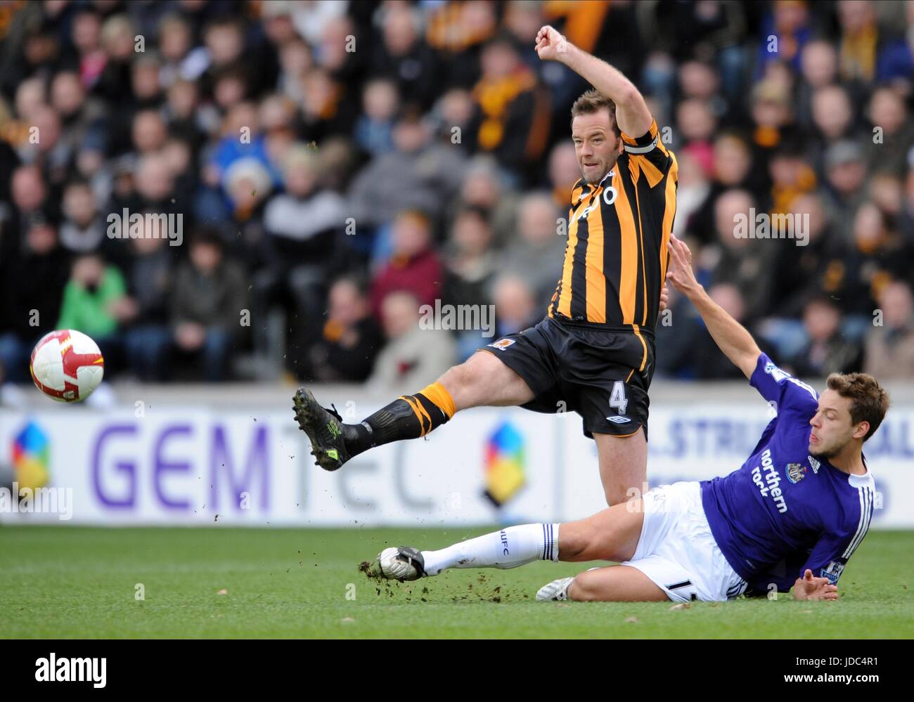 IAN ASHBEE & ALAN SMITH HULL V NEWCASTLE KC STADIUM HULL ENGLAND 14 ...