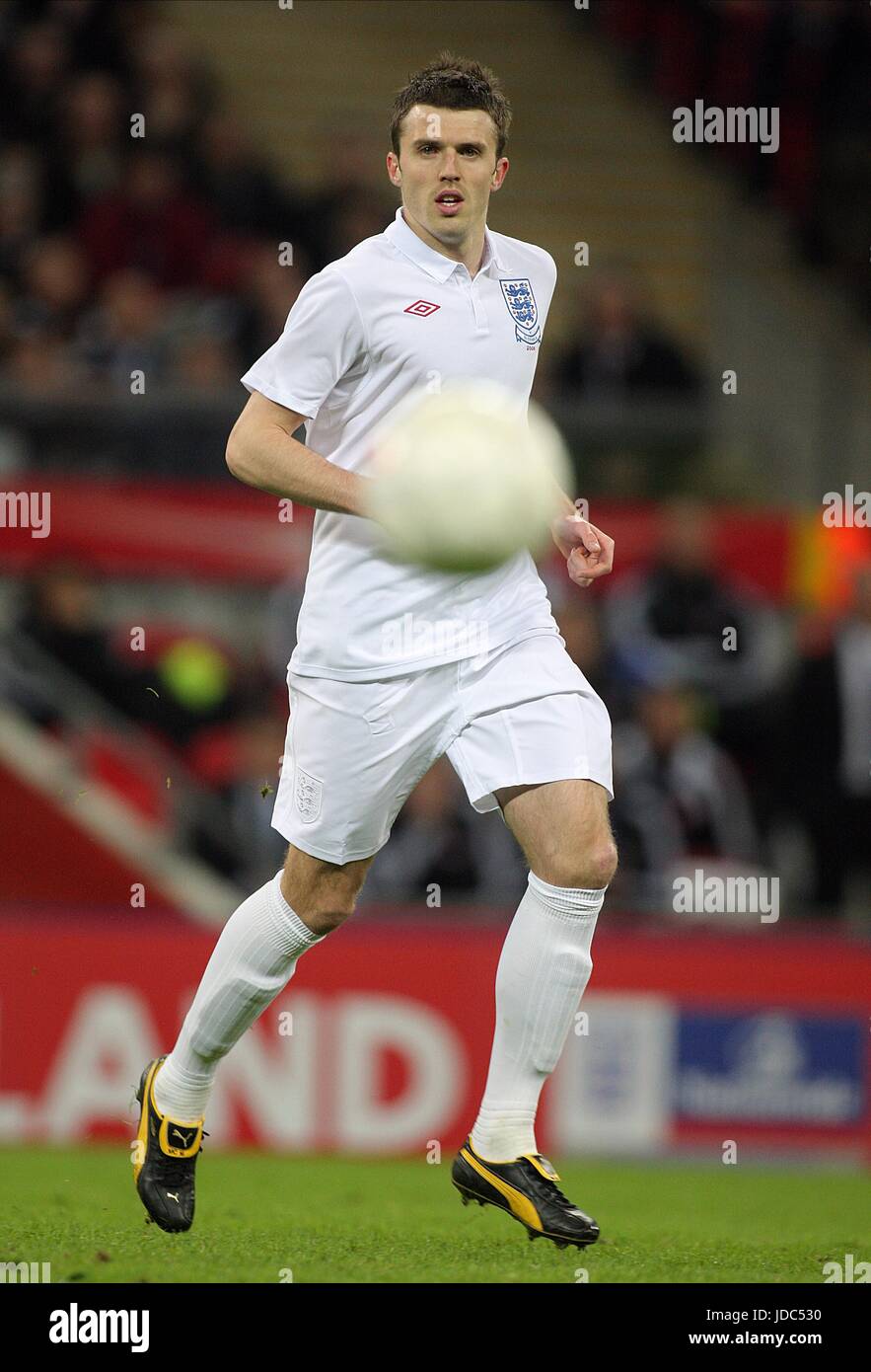 MICHAEL CARRICK ENGLAND V SLOVAKIA WEMBLEY STADIUM LONDON ENGLAND 28 ...