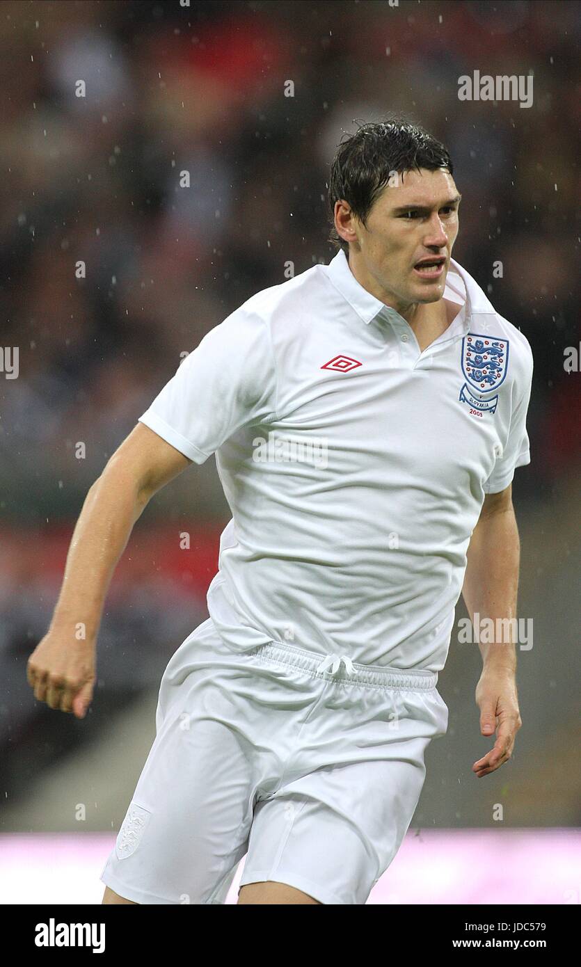 GARETH BARRY ENGLAND & ASTON VILLA FC WEMBLEY STADIUM LONDON ENGLAND 28 ...