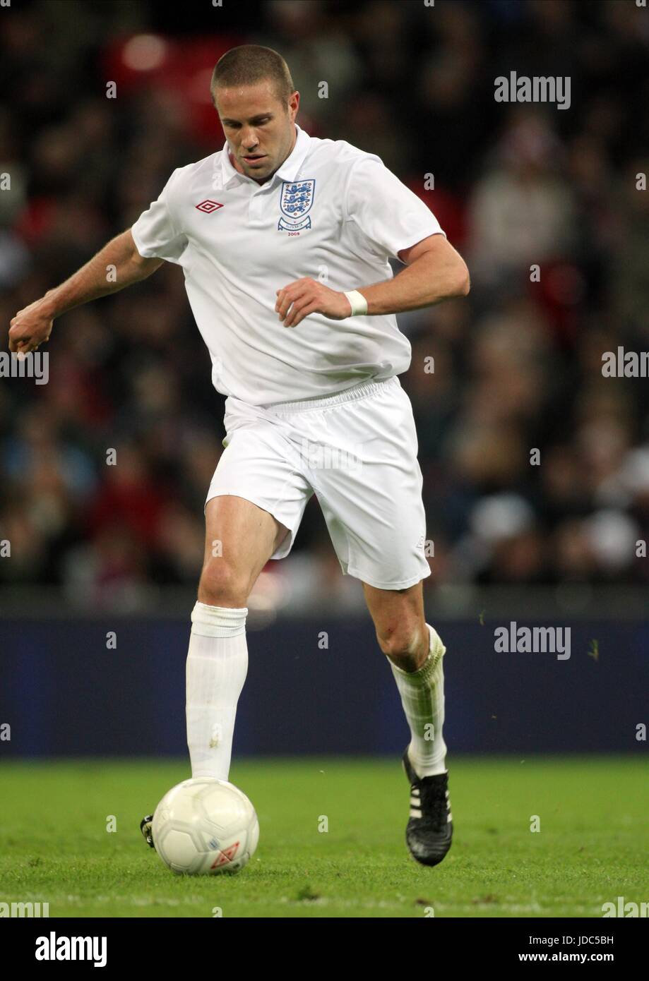 MATTHEW UPSON ENGLAND & WEST HAM UNITED FC WEMBLEY STADIUM LONDON ...