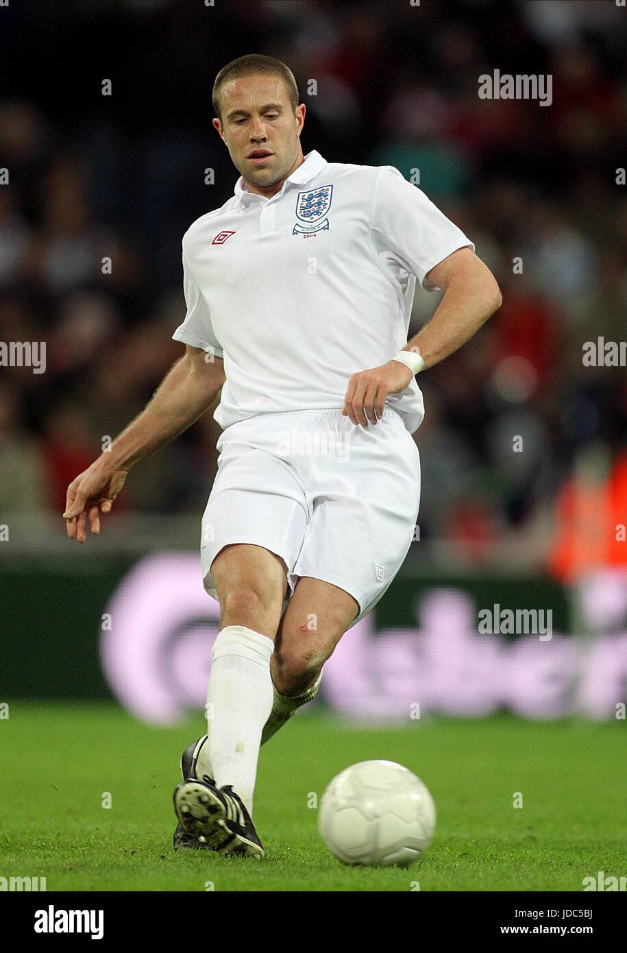 MATTHEW UPSON ENGLAND & WEST HAM UNITED FC WEMBLEY STADIUM LONDON ...