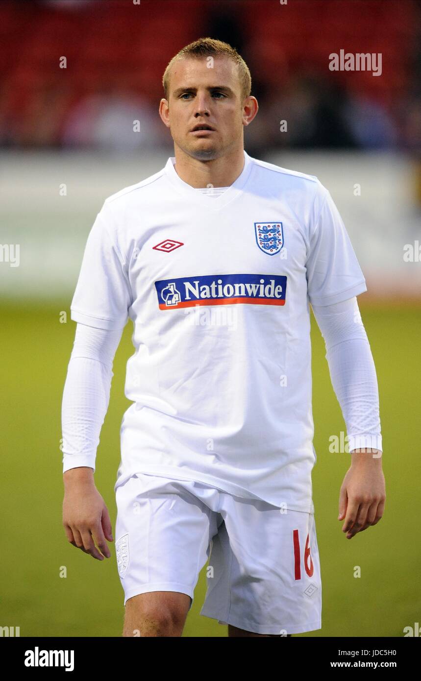 LEE CATTERMOLE ENGLAND & WIGAN ATHLETIC THE CITY GROUND NOTTINGHAM ...