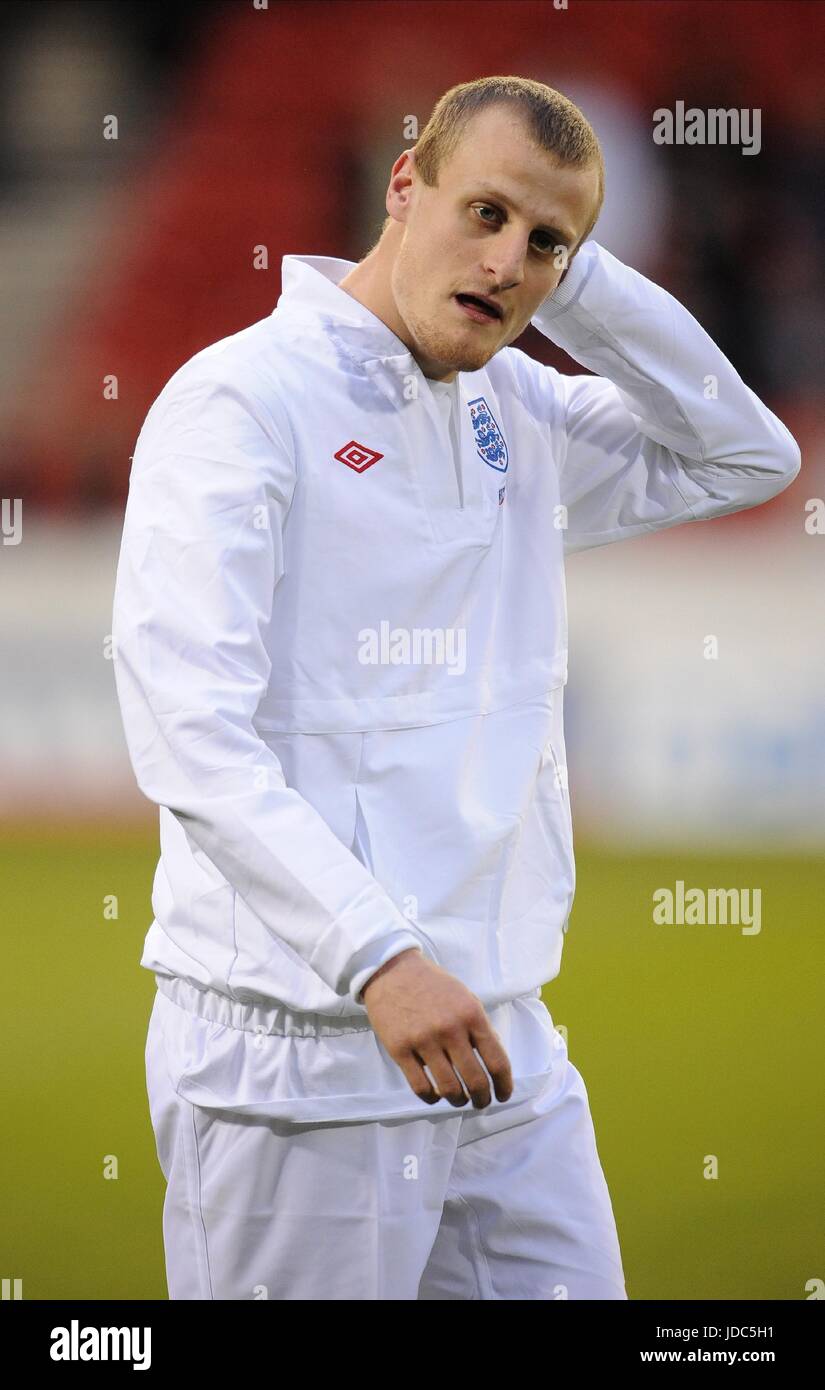 DAVID WHEATER ENGLAND & MIDDLESBROUGH FC THE CITY GROUND NOTTINGHAM ...