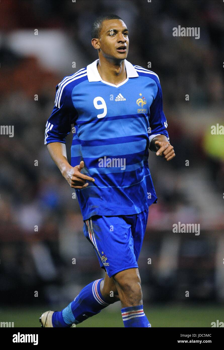 DAVID NGOG FRANCE & LIVERPOOL FC THE CITY GROUND NOTTINGHAM ENGLAND 31 ...