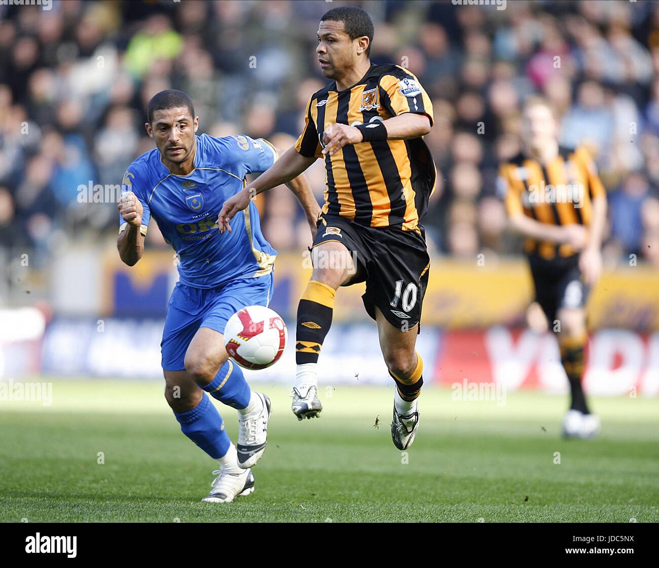 Hull v portsmouth hi-res stock photography and images - Alamy