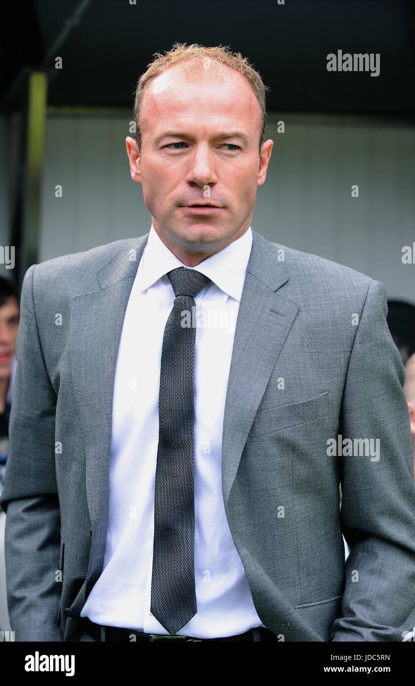 ALAN SHEARER NEWCASTLE UNITED FC MANAGER ST JAMES PARK NEWCASTLE ...
