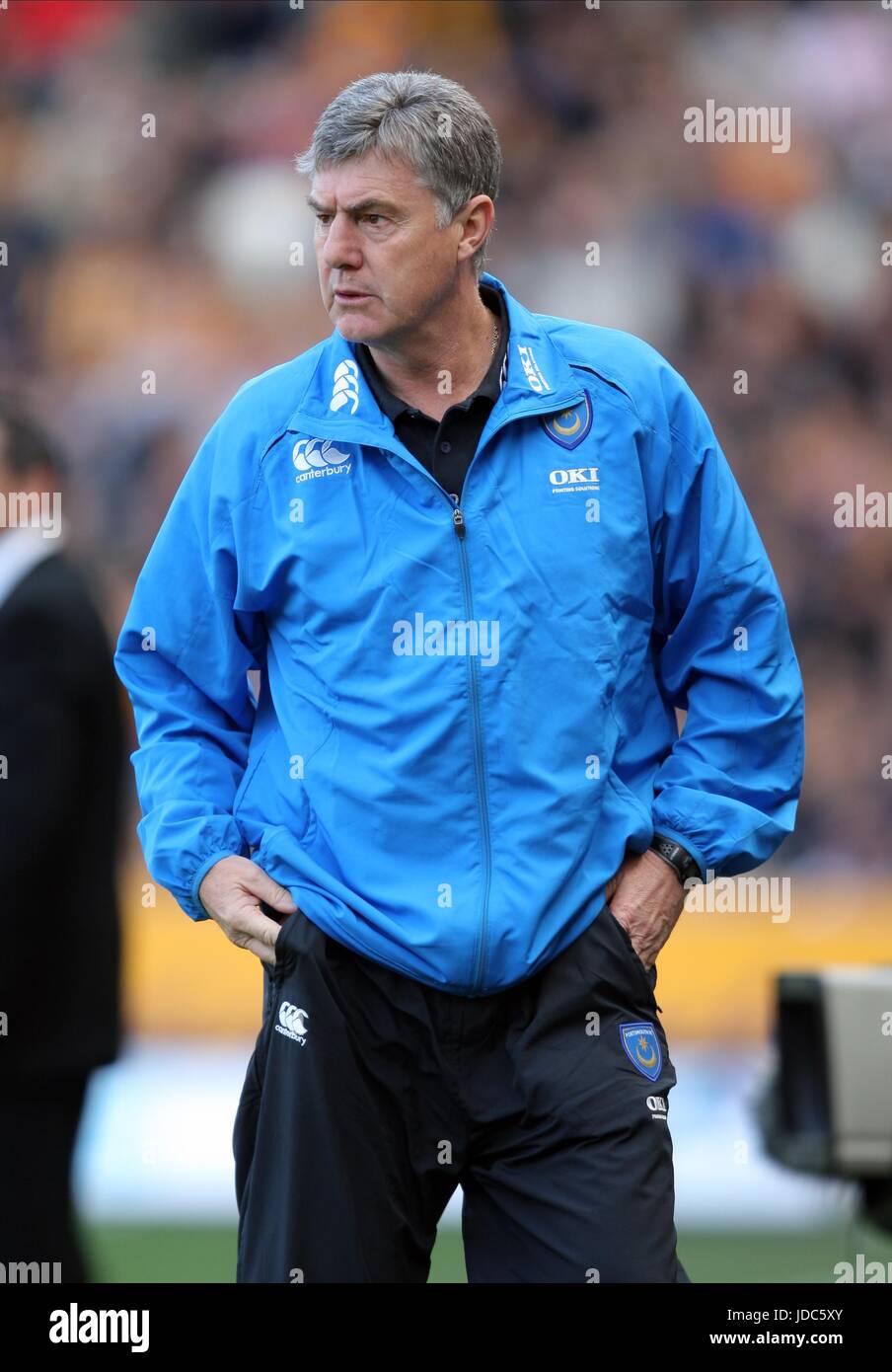 BRIAN KIDD PORTSMOUTH FC ASSISTANT COACH KC STADIUM HULL ENGLAND 04 ...