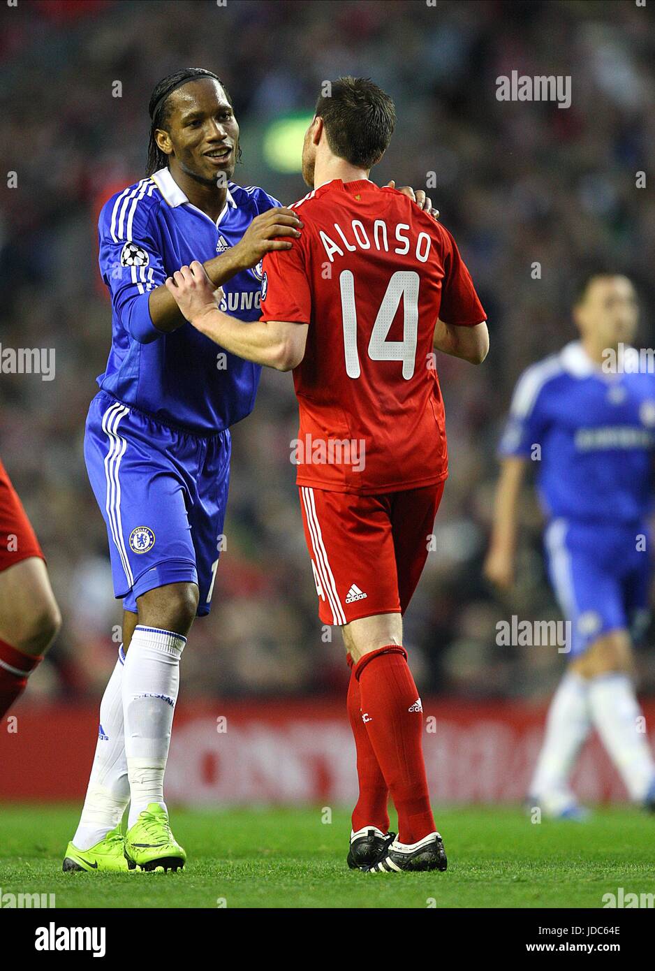 DIDIER DROGBA & XABI ALOSO LIVERPOOL V CHELSEA ANFIELD LIVERPOOL ...