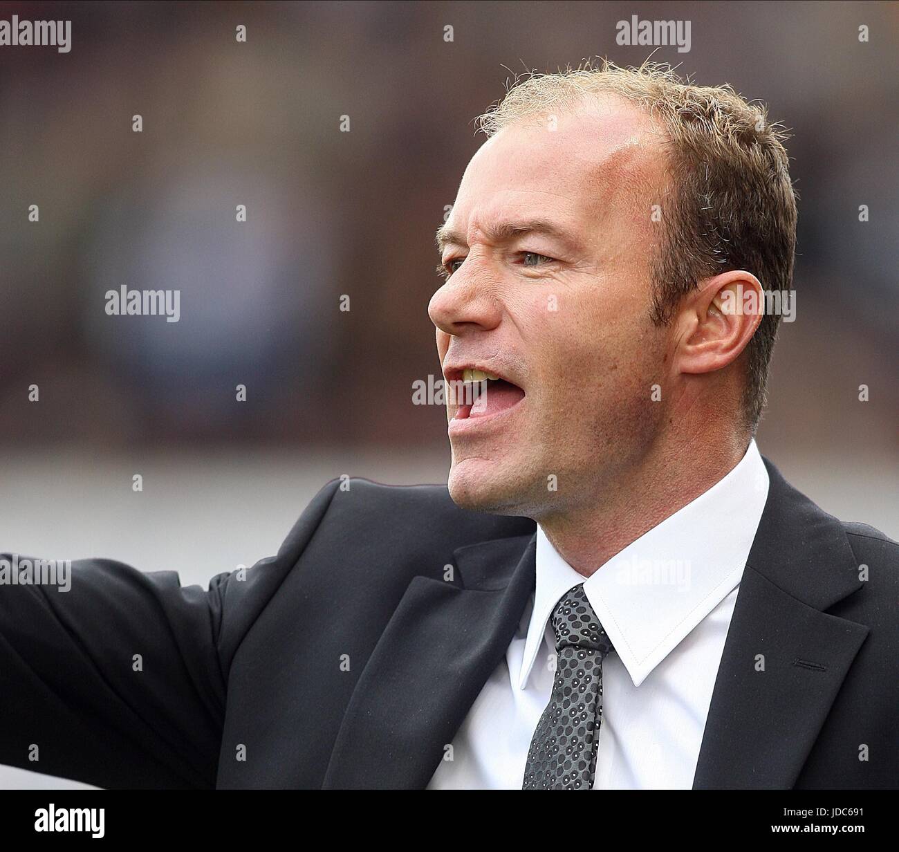 ALAN SHEARER NEWCASTLE UNITED FC MANAGER BRITANNIA STADIUM STOKE ...