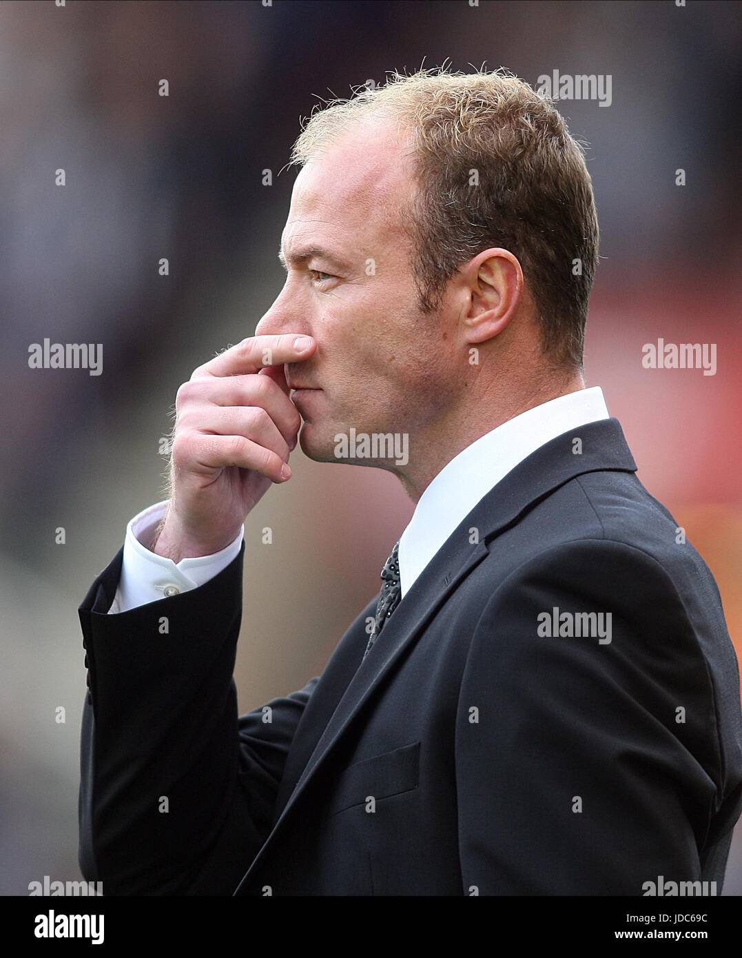 ALAN SHEARER NEWCASTLE UNITED FC MANAGER BRITANNIA STADIUM STOKE ...