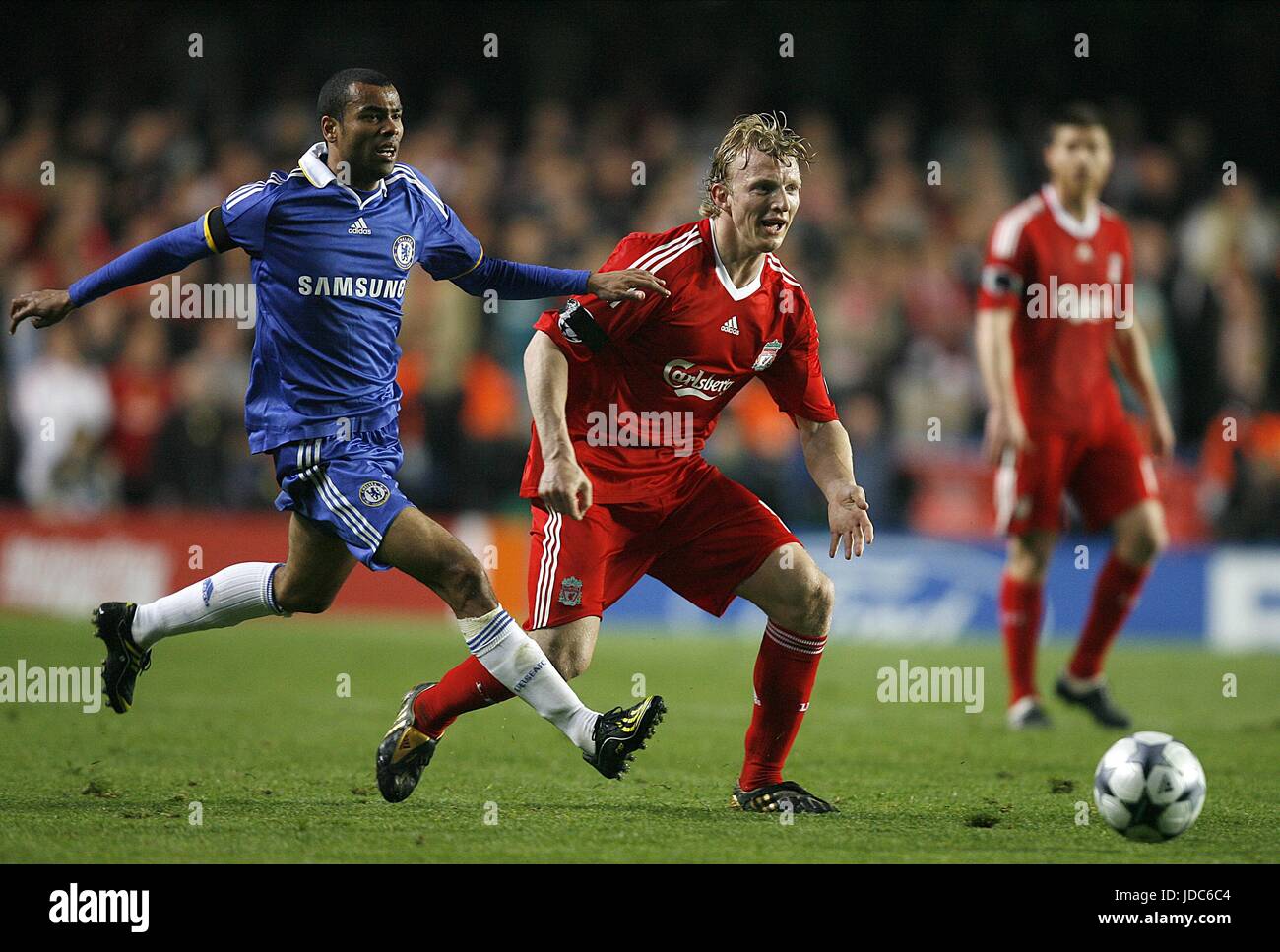 DIRK KUYT & ASHLEY COLE CHELSEA V LIVERPOOL CL QF 2ND STAMFORD BRIDGE ...