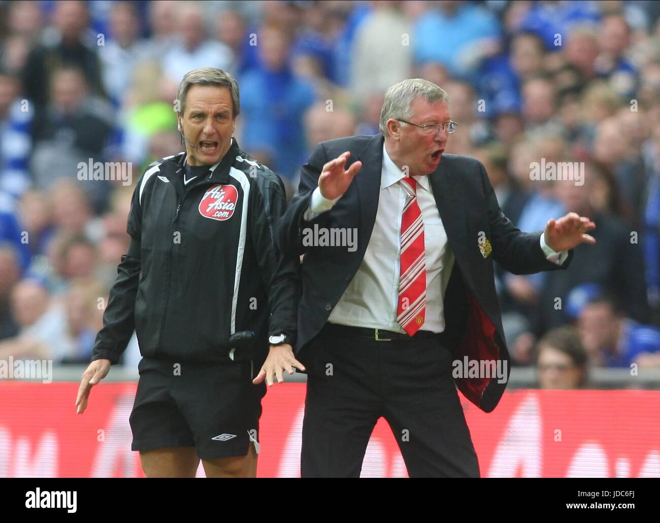 Alex ferguson angry hi-res stock photography and images - Alamy