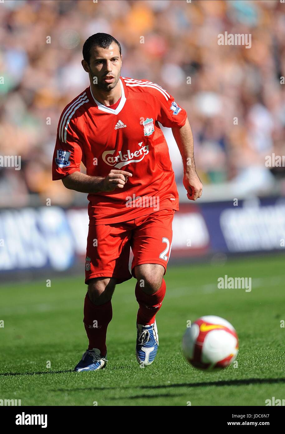 JAVIER MASCHERANO LIVERPOOL FC KC STADIUM HULL ENGLAND 25 April 2009 ...
