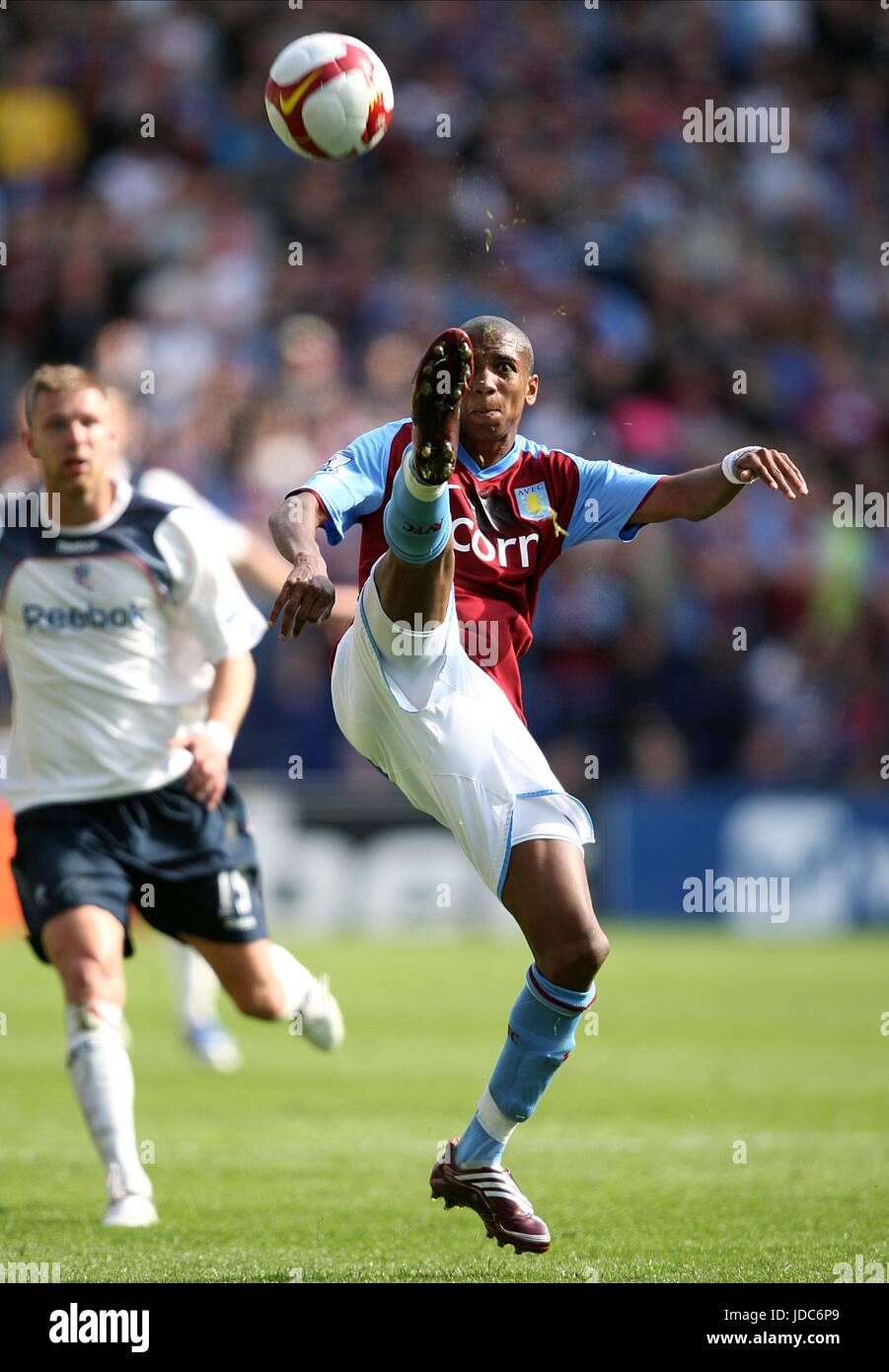 ASHLEY YOUNG ASTON VILLA FC REEBOK STADIUM BOLTON ENGLAND 25 April 2009 ...