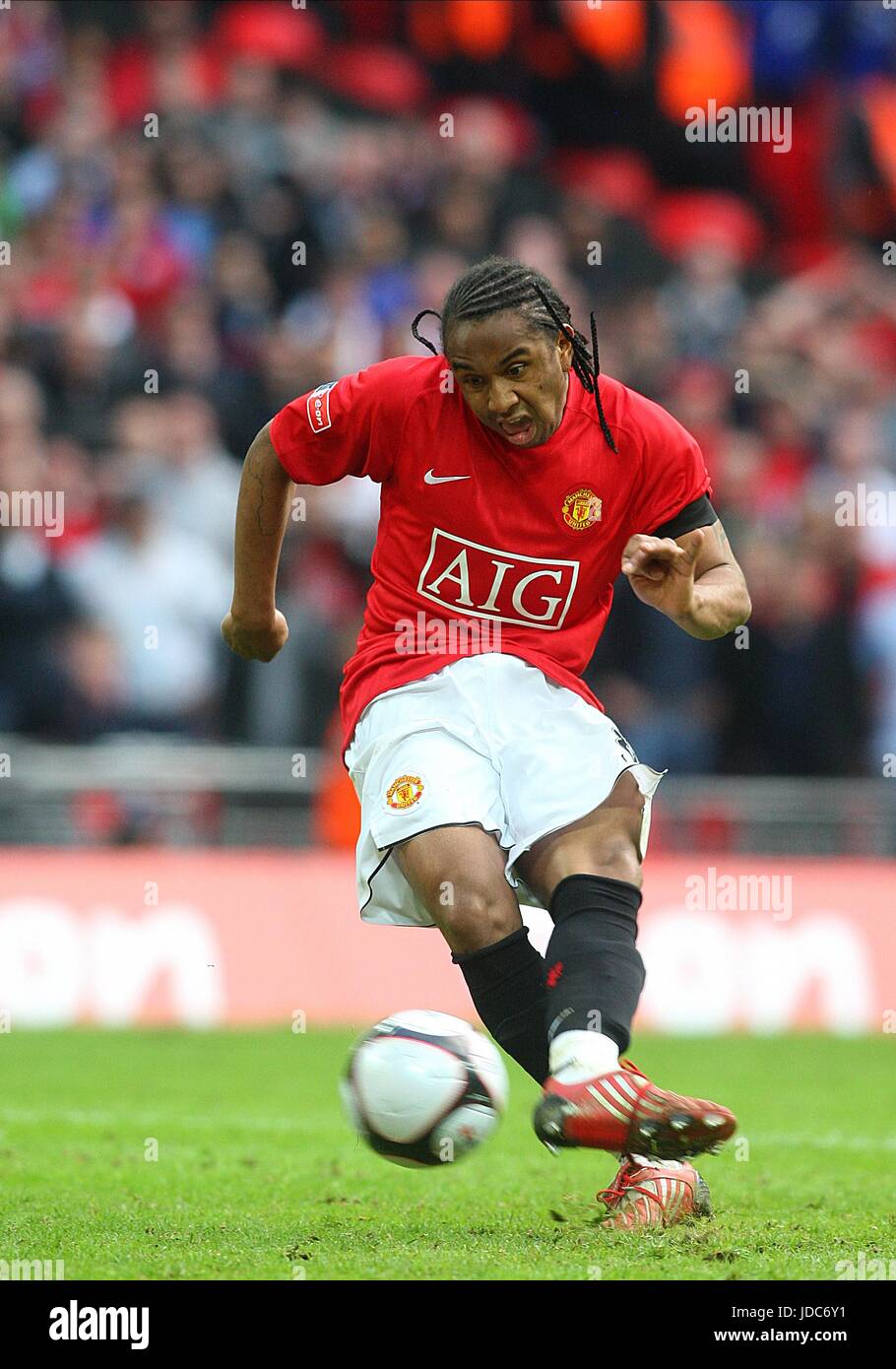 ANDERSON MANCHESTER UNITED FC WEMBLEY STADIUM LONDON ENGLAND 19 April ...