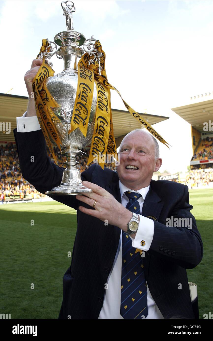STEVE MORGAN WOLVES CHAIRMAN WOLVES V DONCASTER MOLINEUX STADIUM ...