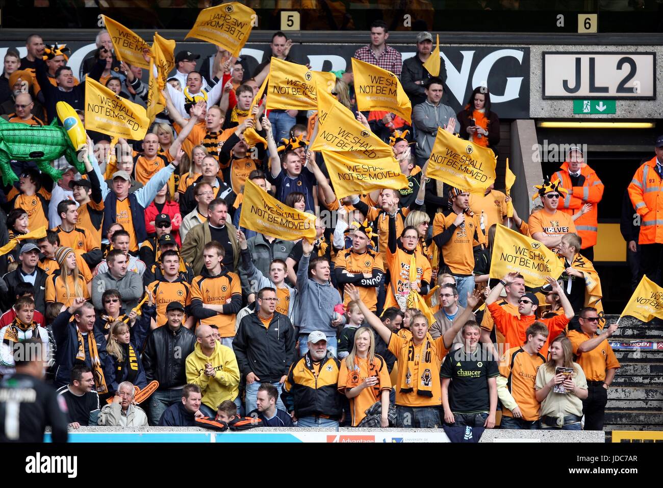WOLVES FANS CELEBRATE WOLVES V DONCASTER MOLINEUX STADIUM WOLVERHAMPTON ...