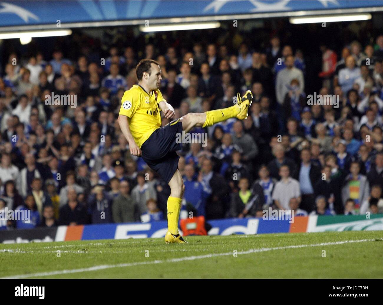 ANDRES INIESTA SCORES FC BARCELONA STAMFORD BRIDGE LONDON ENGLAND 06 ...