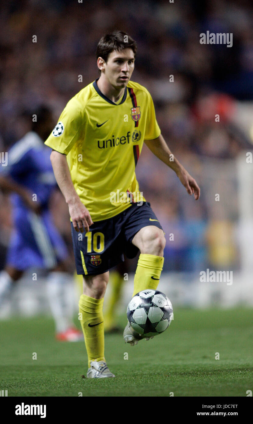 LIONEL MESSI FC BARCELONA STAMFORD BRIDGE LONDON ENGLAND 06 May 2009 ...