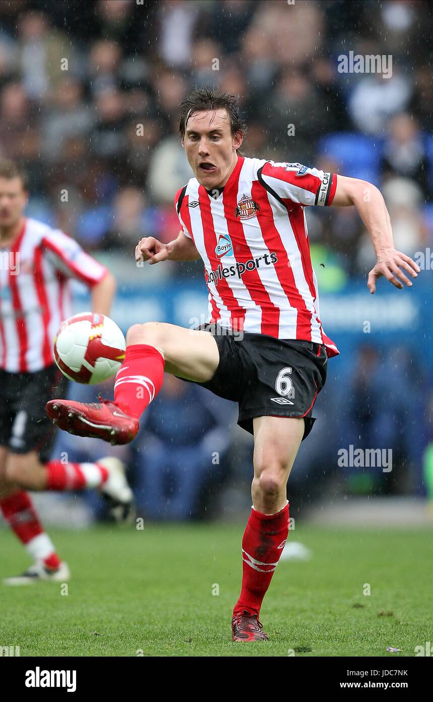 Sunderland dean whitehead hi-res stock photography and images - Alamy