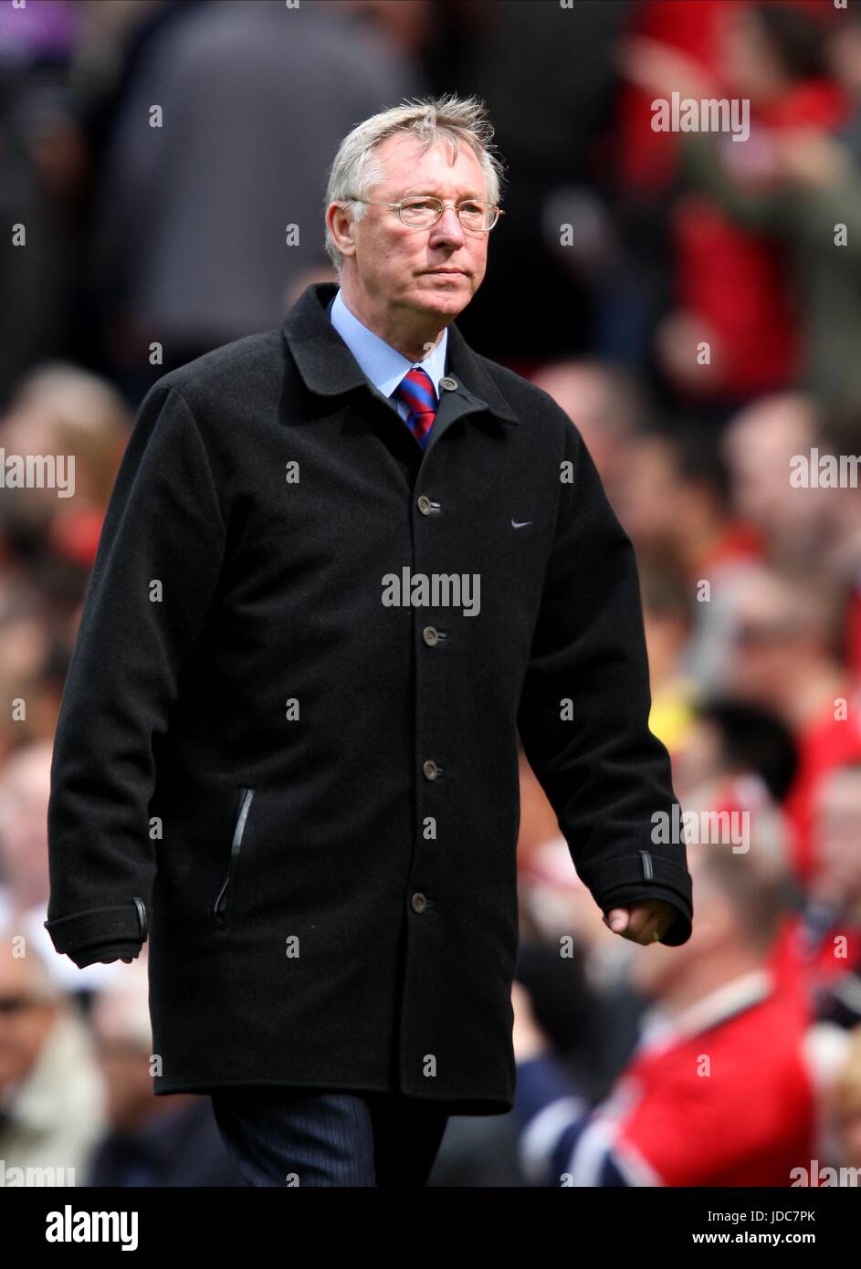 SIR ALEX FERGUSON MANCHESTER UNITED FC MANAGER OLD TRAFFORD MANCHESTER ...