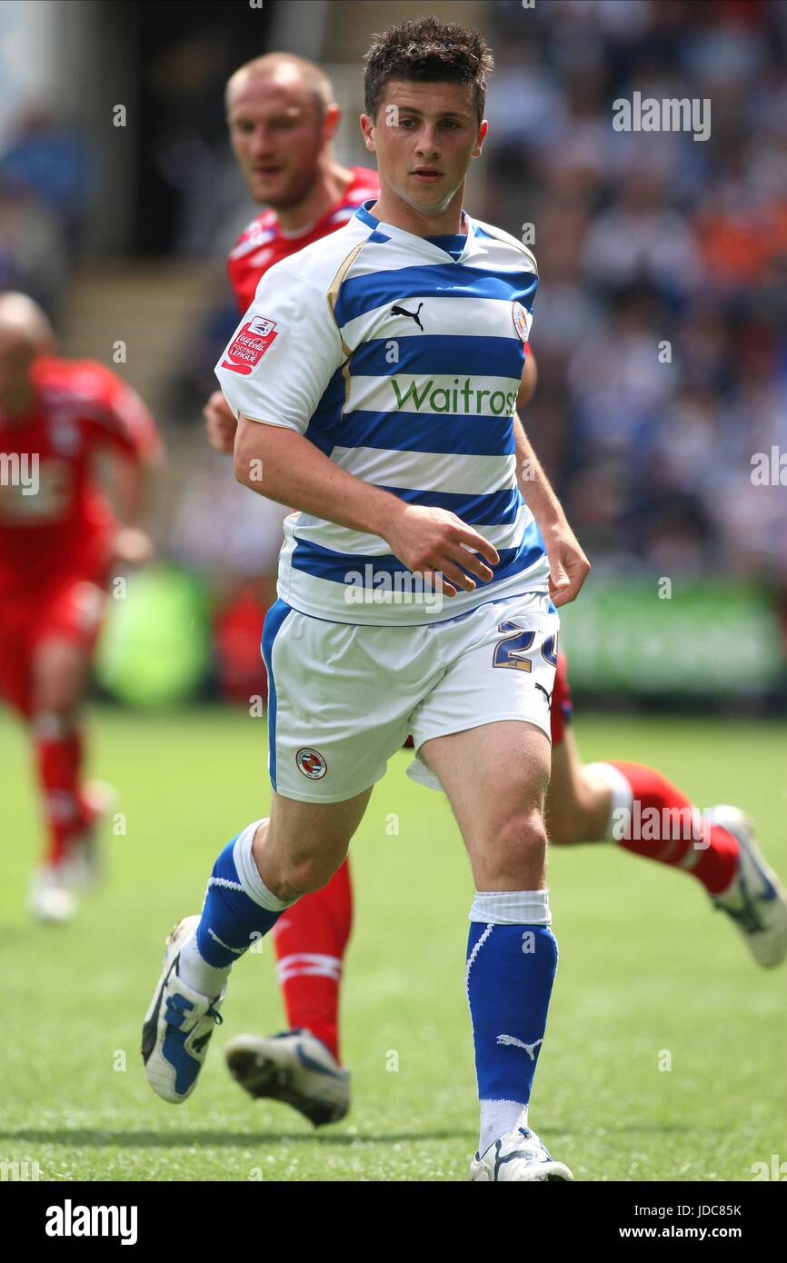 Shane long reading hi-res stock photography and images - Alamy