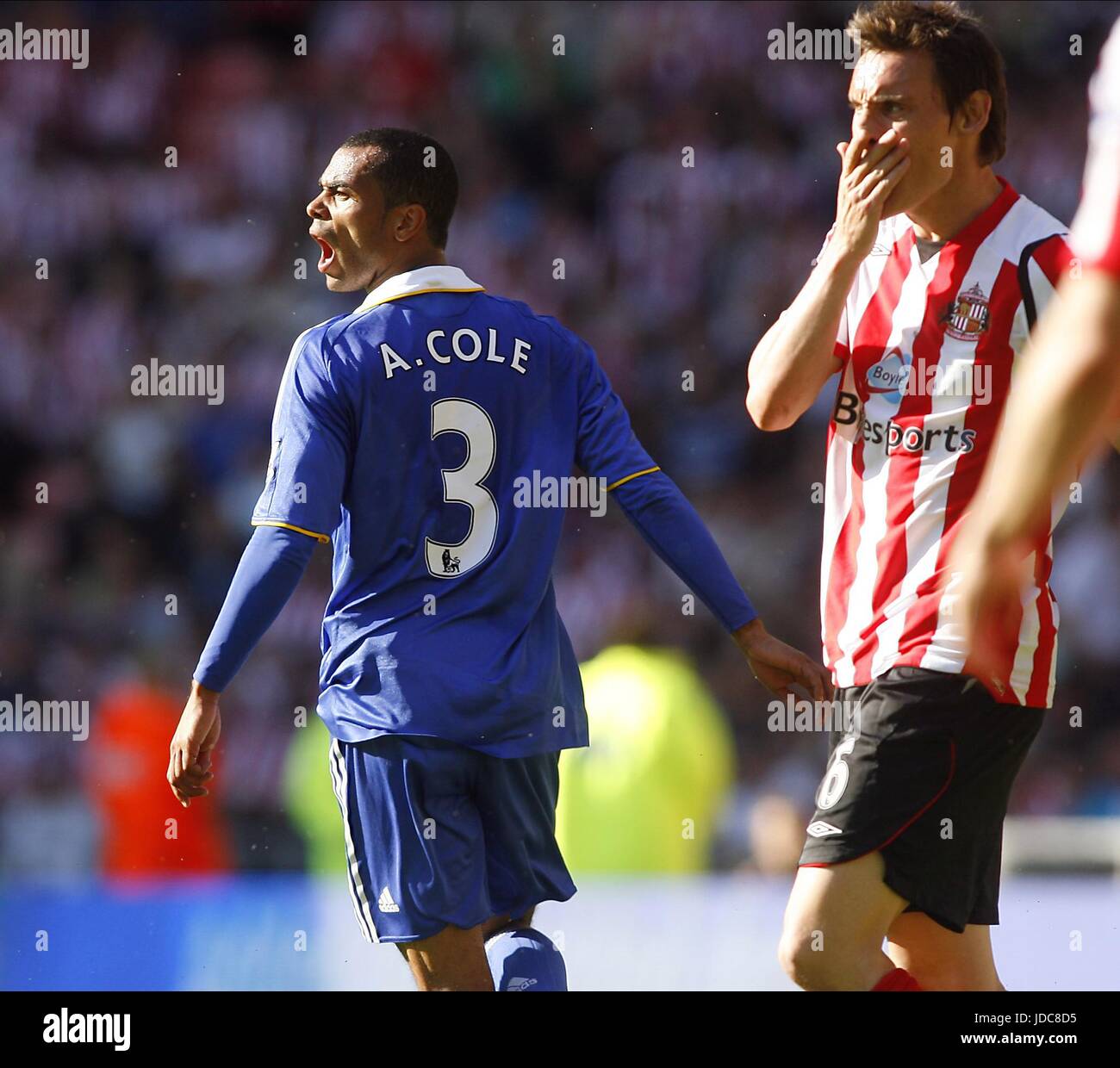ASHLEY COLE & DEAN WHITEHEAD SUNDERLAND V CHELSEA STADIUM OF LIGHT ...