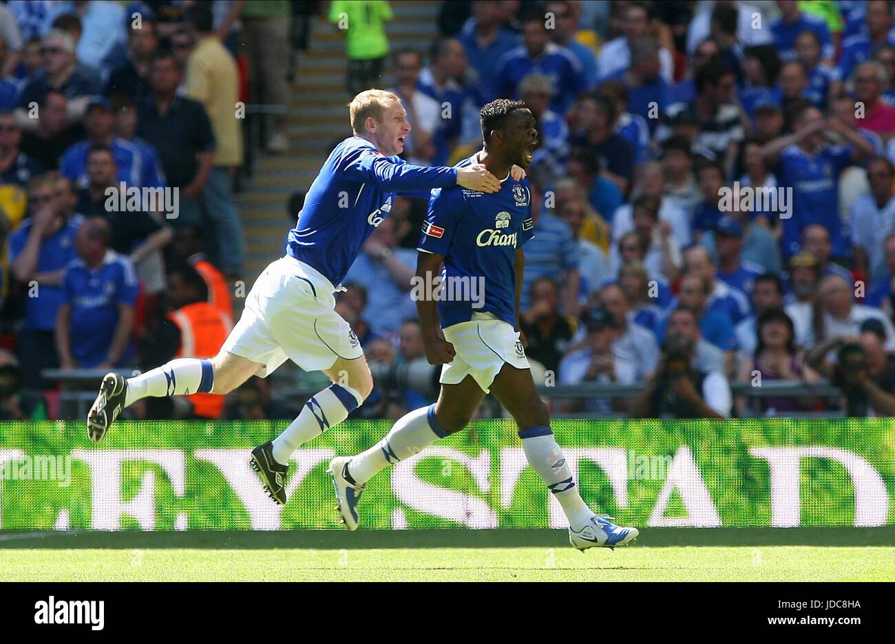 Louis saha celebrate hi-res stock photography and images - Alamy