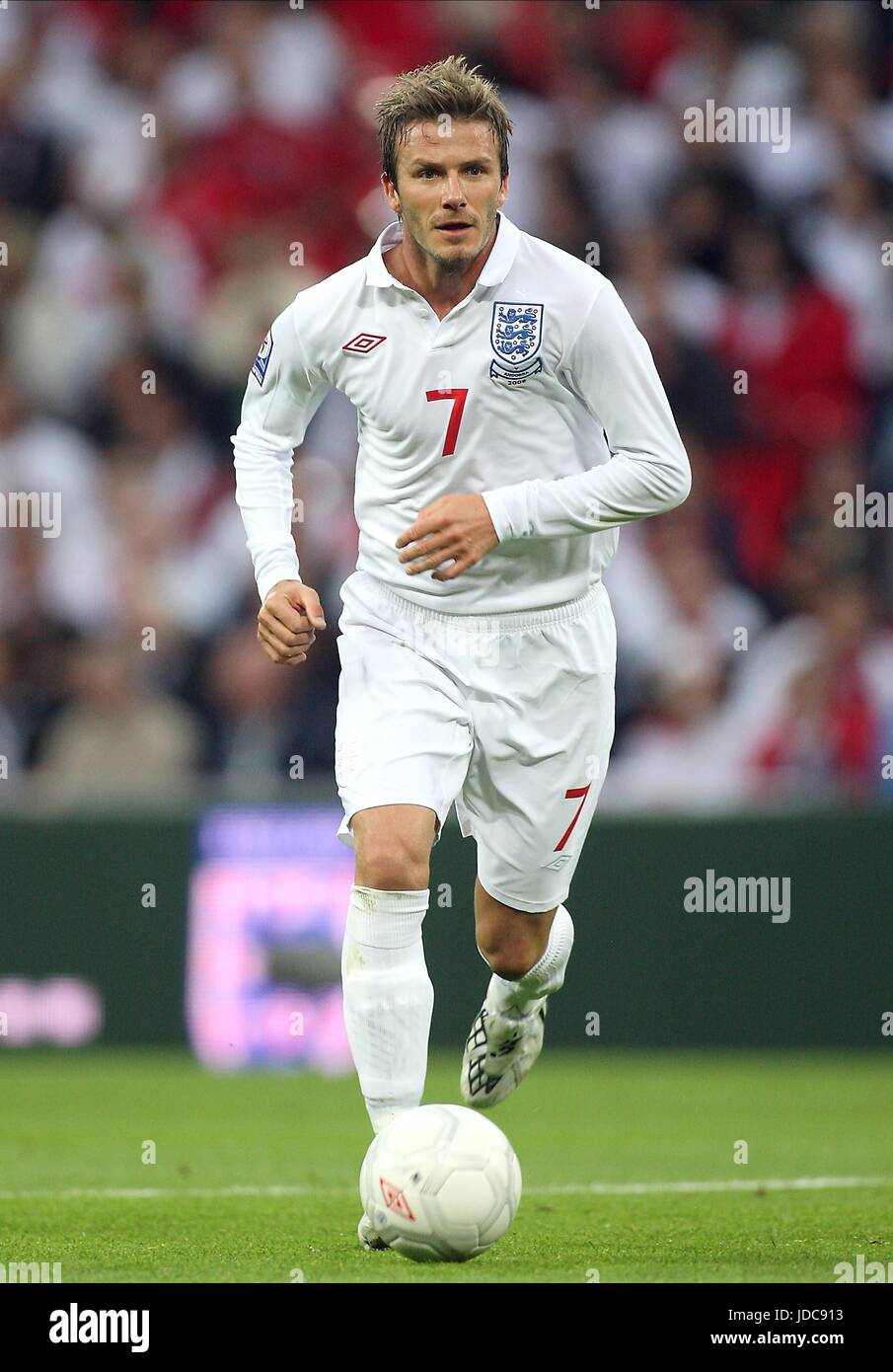 DAVID BECKHAM ENGLAND V ANDORRA WEMBLEY STADIUM LONDON ENGLAND 10 June ...