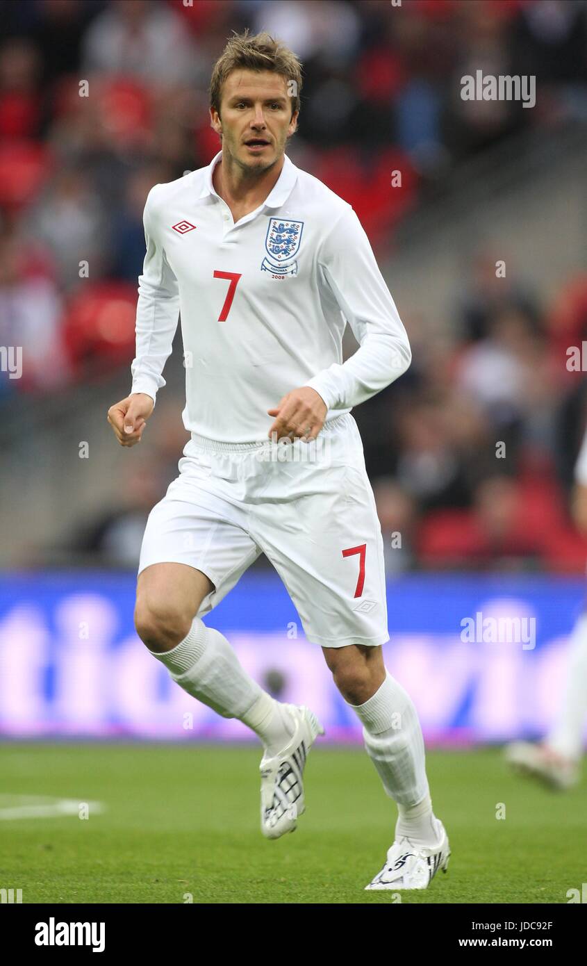DAVID BECKHAM ENGLAND & AC MILAN WEMBLEY STADIUM LONDON ENGLAND 10 June ...