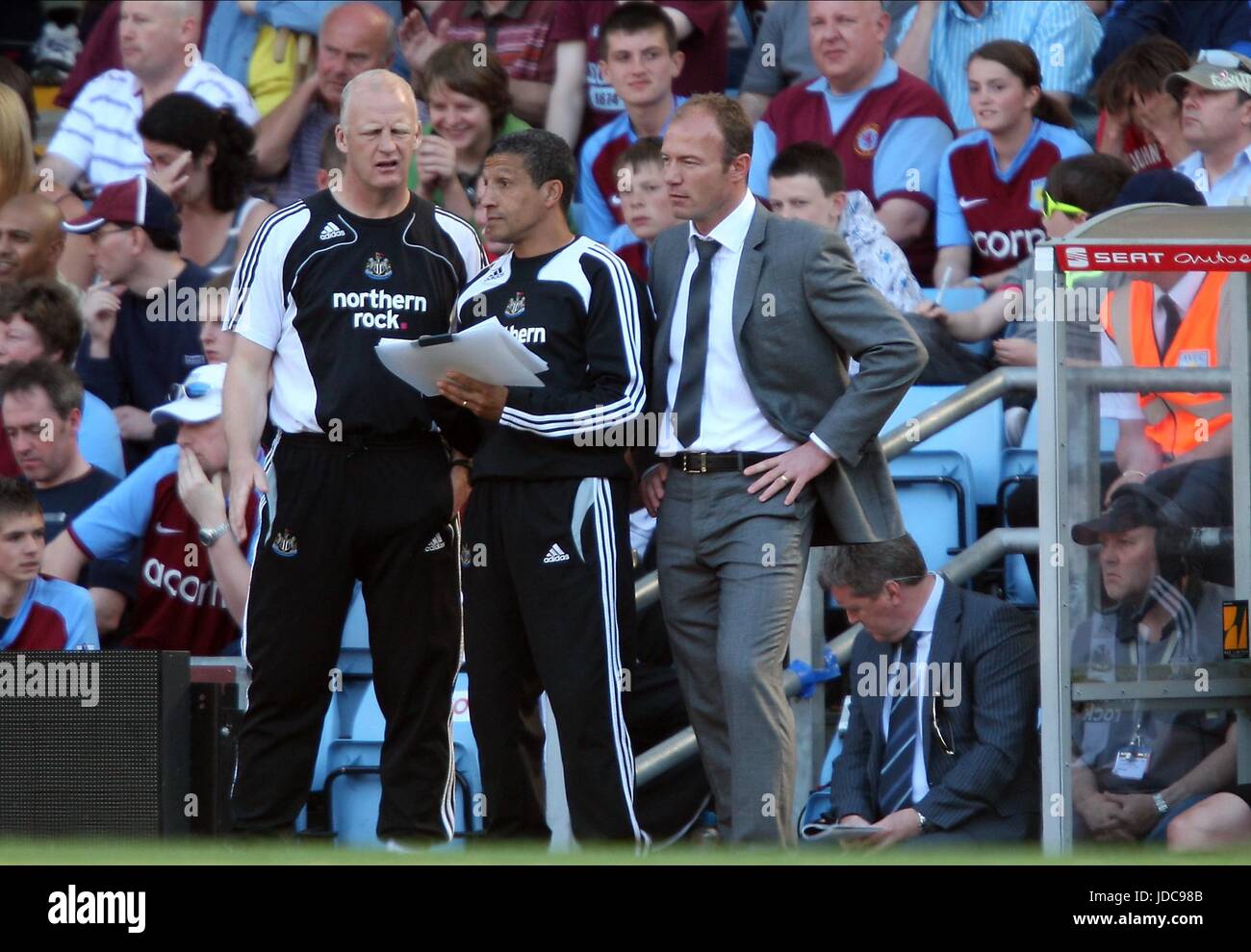SHEARER DOWIE & CHRIS HUGHTON ASTON VILLA V NEWCASTLE UNITED VILLA PARK ...