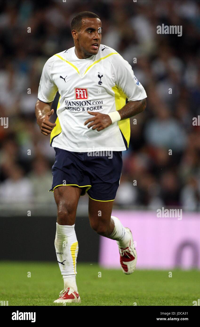 TOM HUDDLESTONE TOTTENHAM HOTSPUR FC WEMBLEY STADIUM LONDON ENGLAND 24 ...