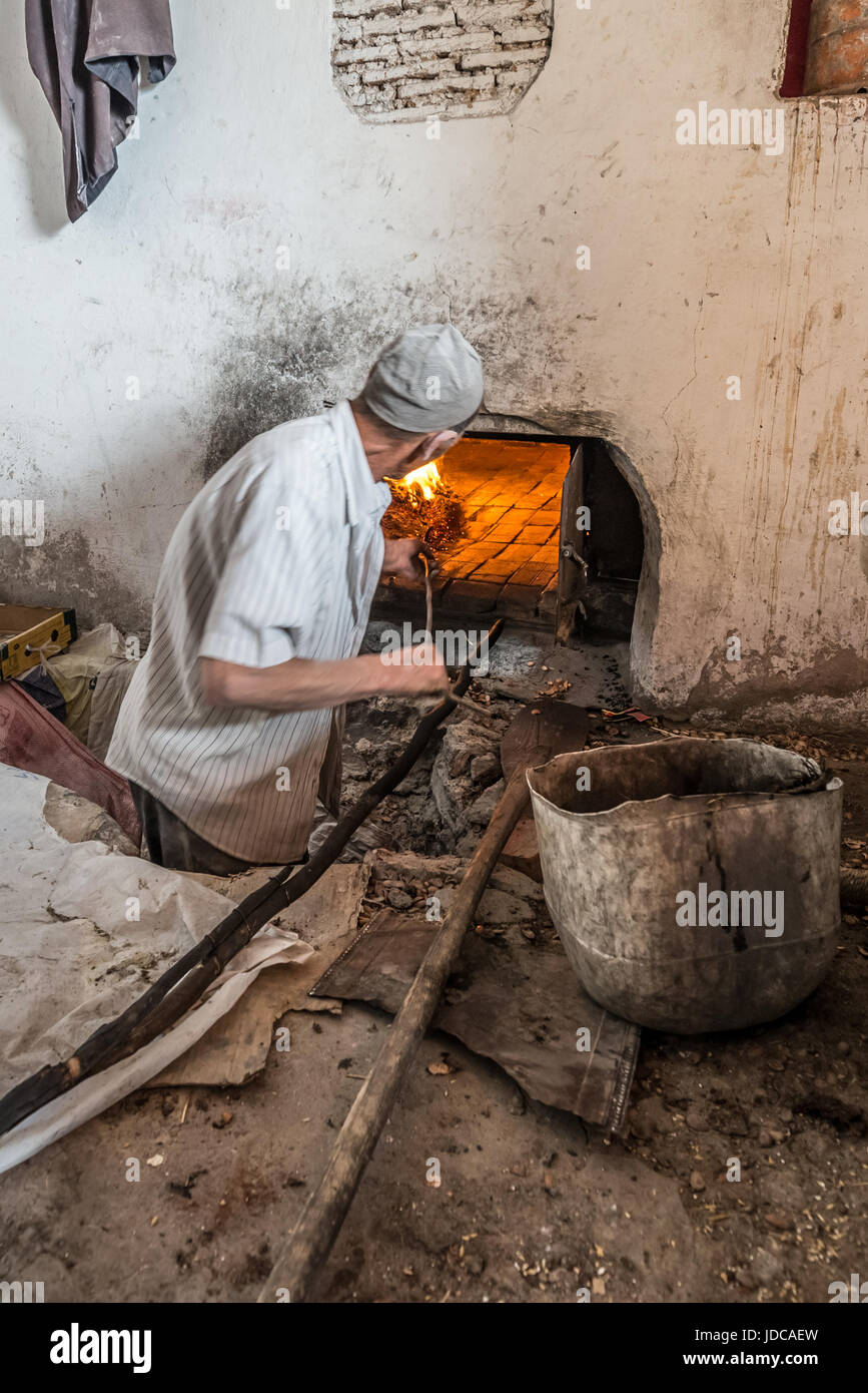Traditional bakery in a market in Morocco Stock Photo - Alamy