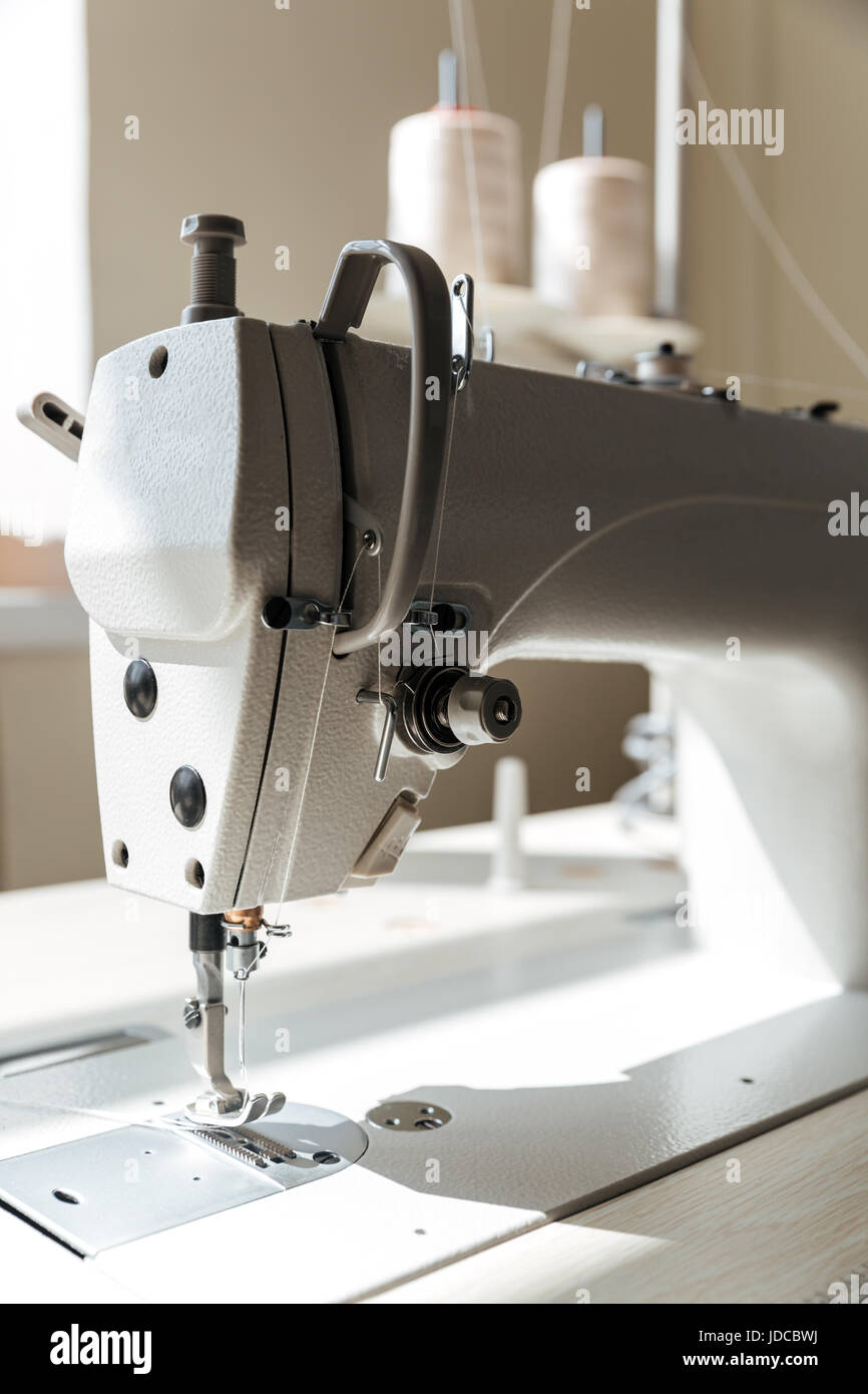Close up sewing machine hi-res stock photography and images - Alamy