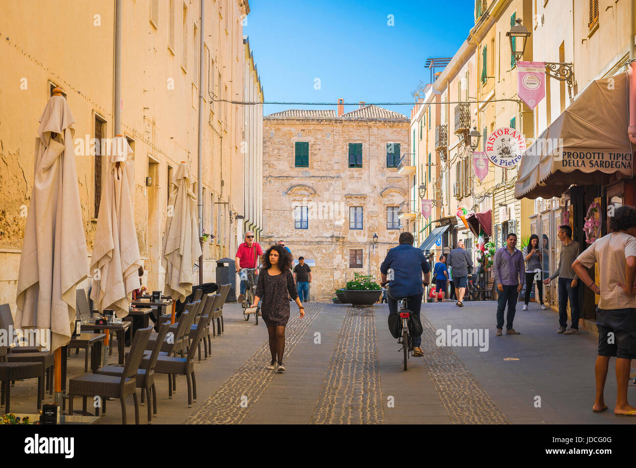 Sardinia old people hi-res stock photography and images - Alamy