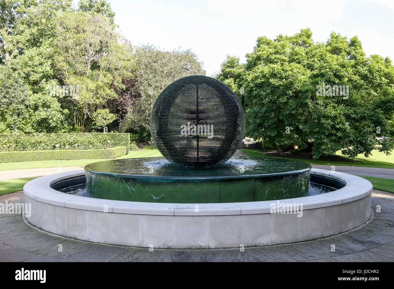 London, UK. 12th June, 2017. Fountain at Hurlingham Club Stock Photo ...