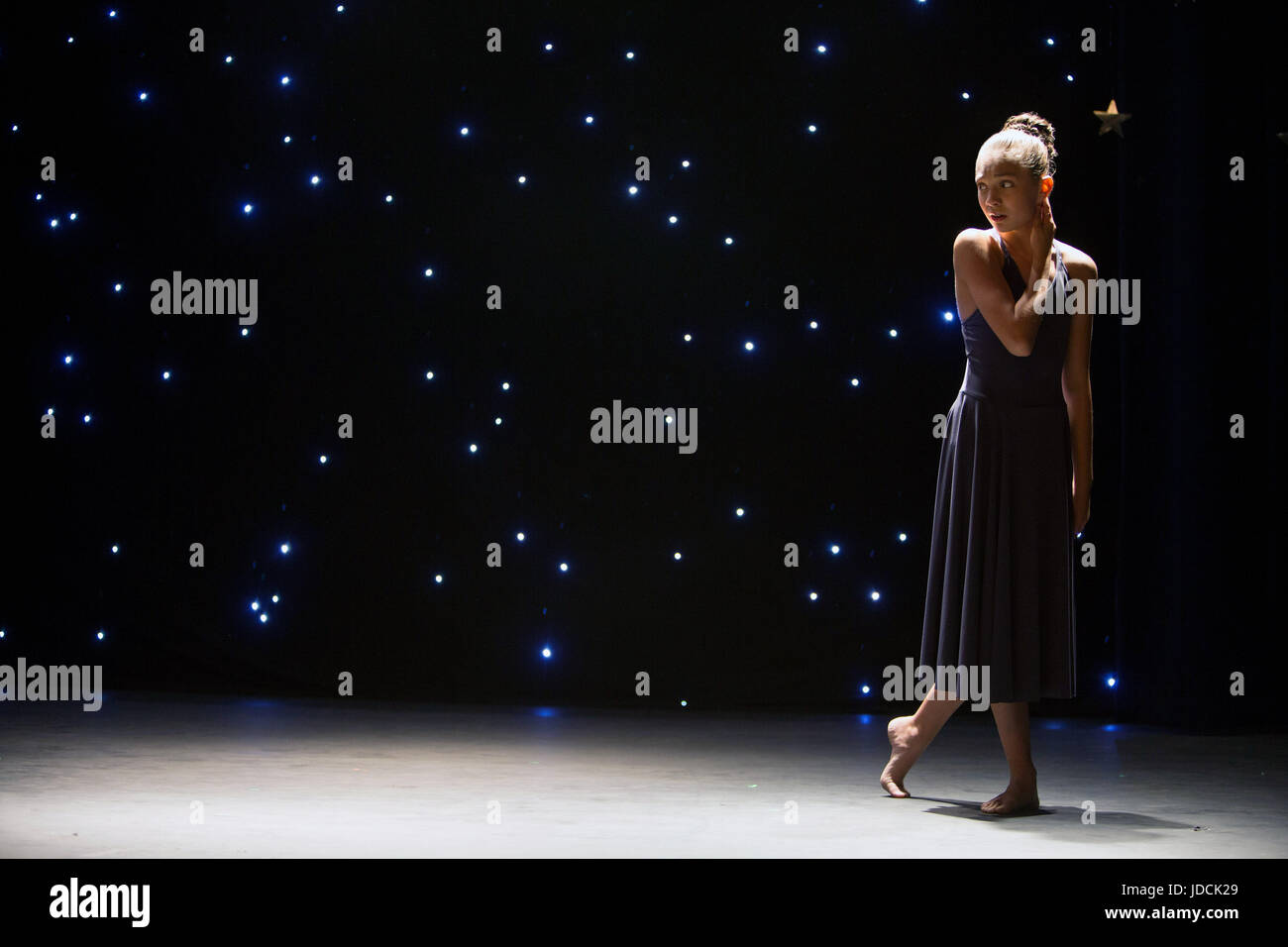 THE BOOK OF HENRY, Maddie Ziegler, 2017. ph: Alison Cohen Rosa/ © Focus ...