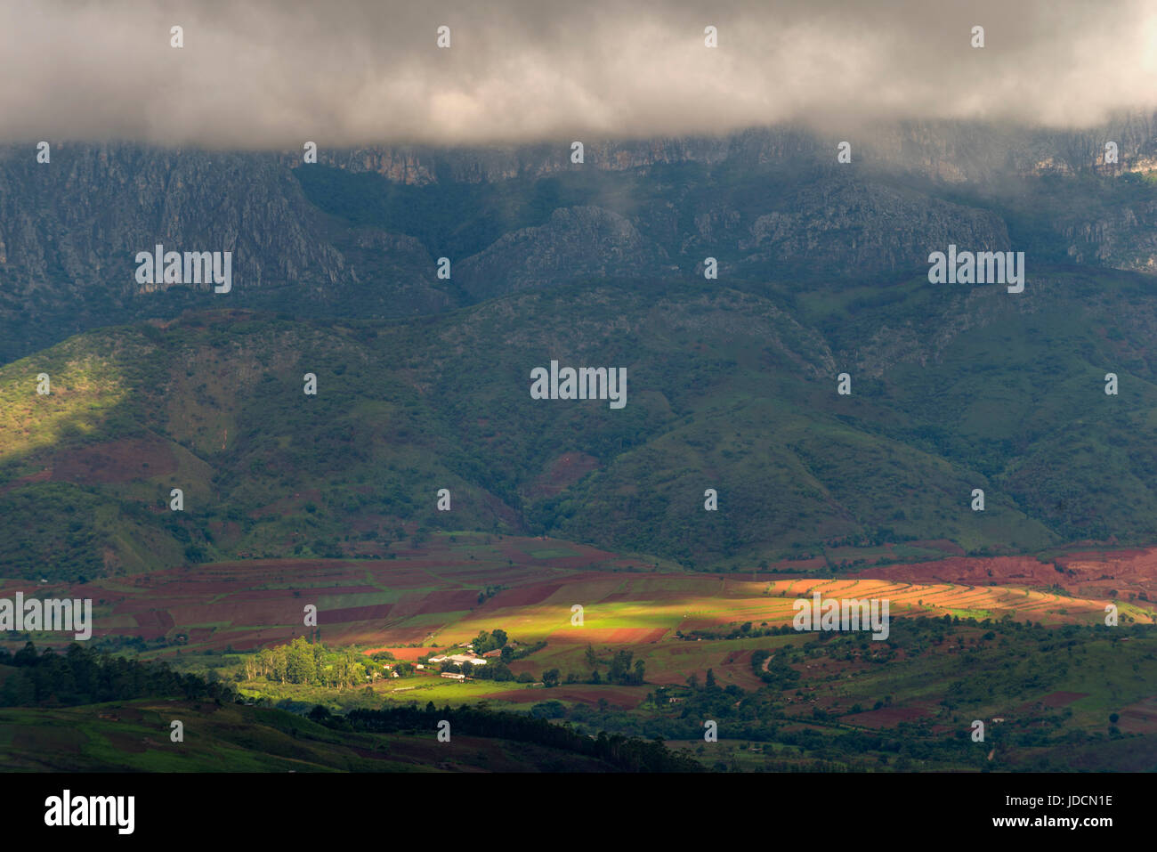 A rural scene in Zimbabwe;s Chimanimani Mountains Stock Photo - Alamy