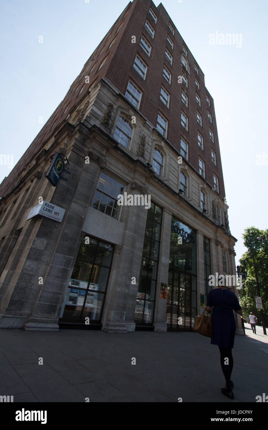 London foxtons hi-res stock photography and images - Alamy