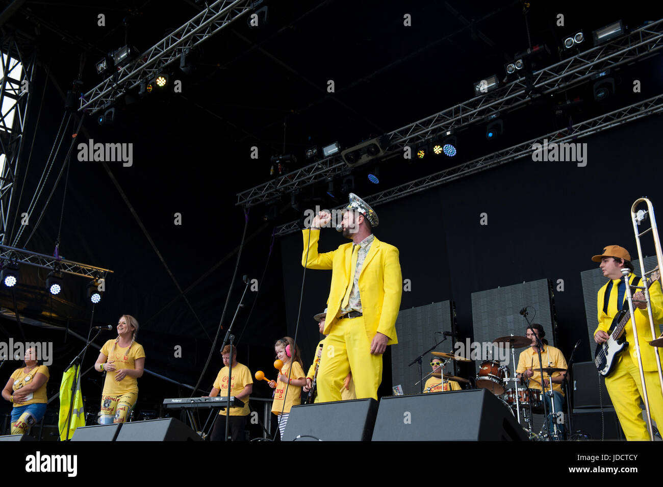 Colonel mustard hi-res stock photography and images - Alamy
