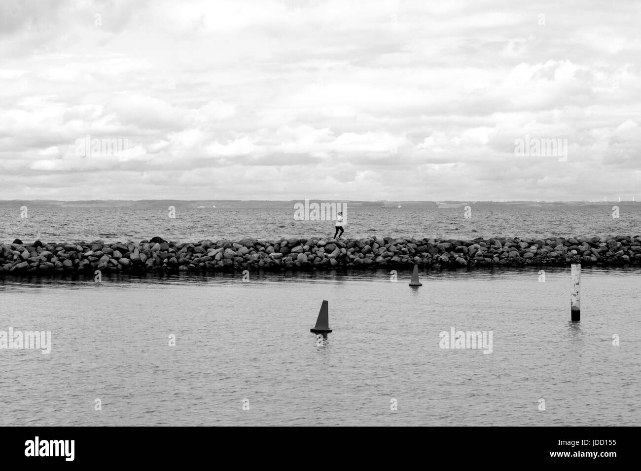 Mole, Jetty, Breakwater, Running, Runner, Seashore, Seaside, Ocean ...