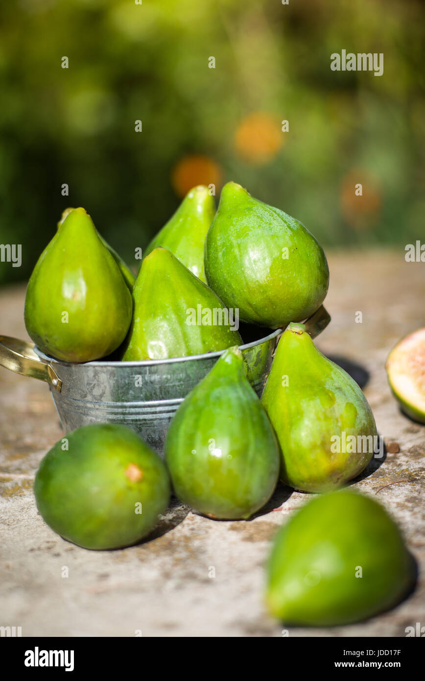Delicious fresh raw figs fruits from the farm Stock Photo - Alamy
