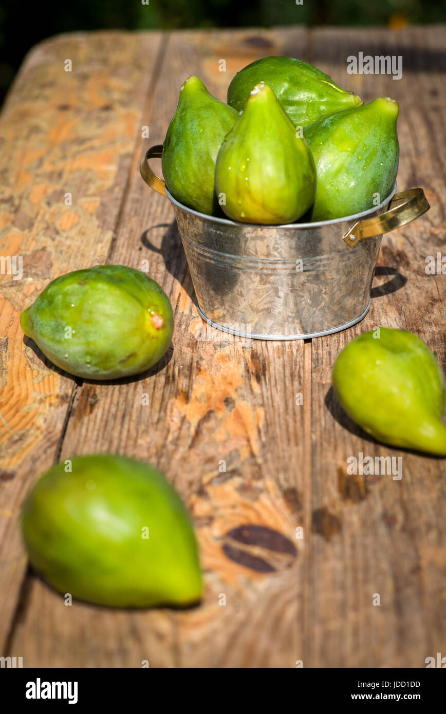 Delicious fresh raw figs fruits from the farm Stock Photo - Alamy