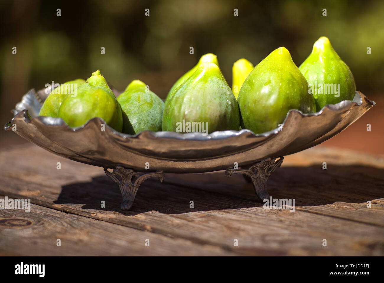Delicious fresh raw figs fruits from the farm Stock Photo - Alamy